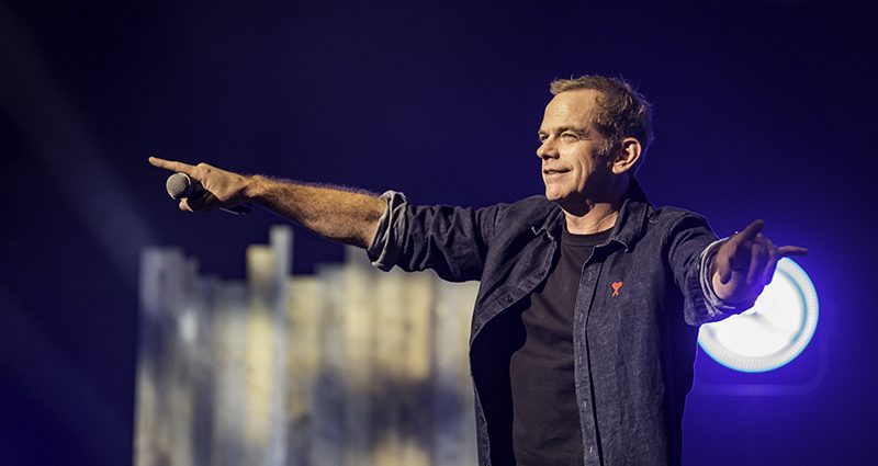 Garou lance sa tournée à la Salle Pleyel – Concertmag